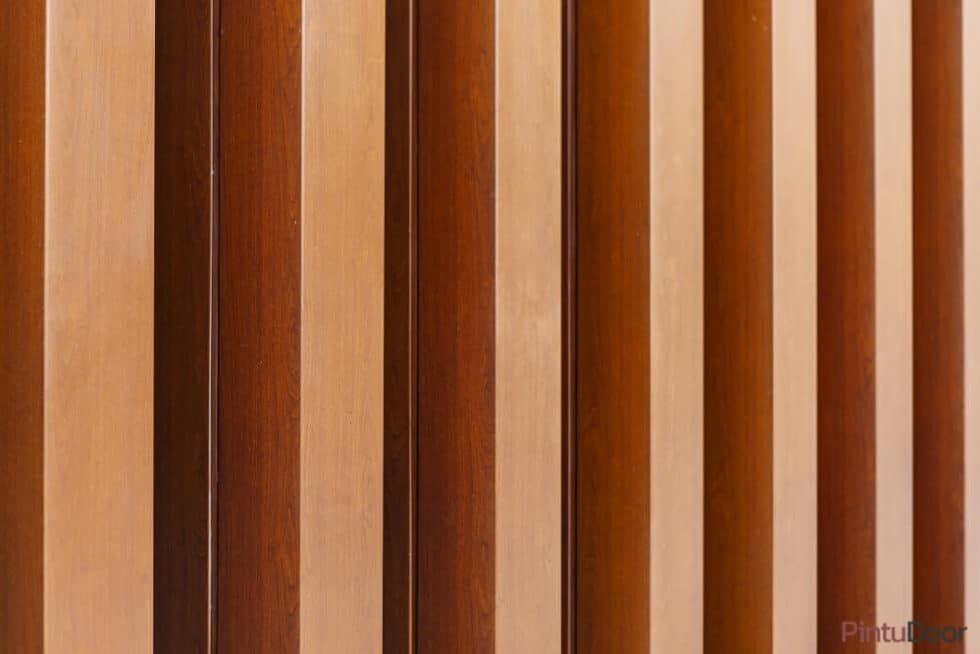 Advantages and Disadvantages of Yellow Balau Wood - PintuDoor