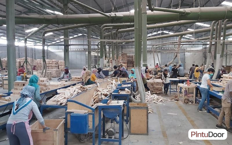 Woodworking Production in Indonesia - PintuDoor
